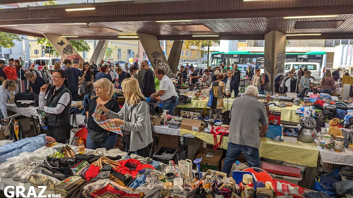 Langschläferflohmarkt in Eggenberg am Hofbauerplatz
